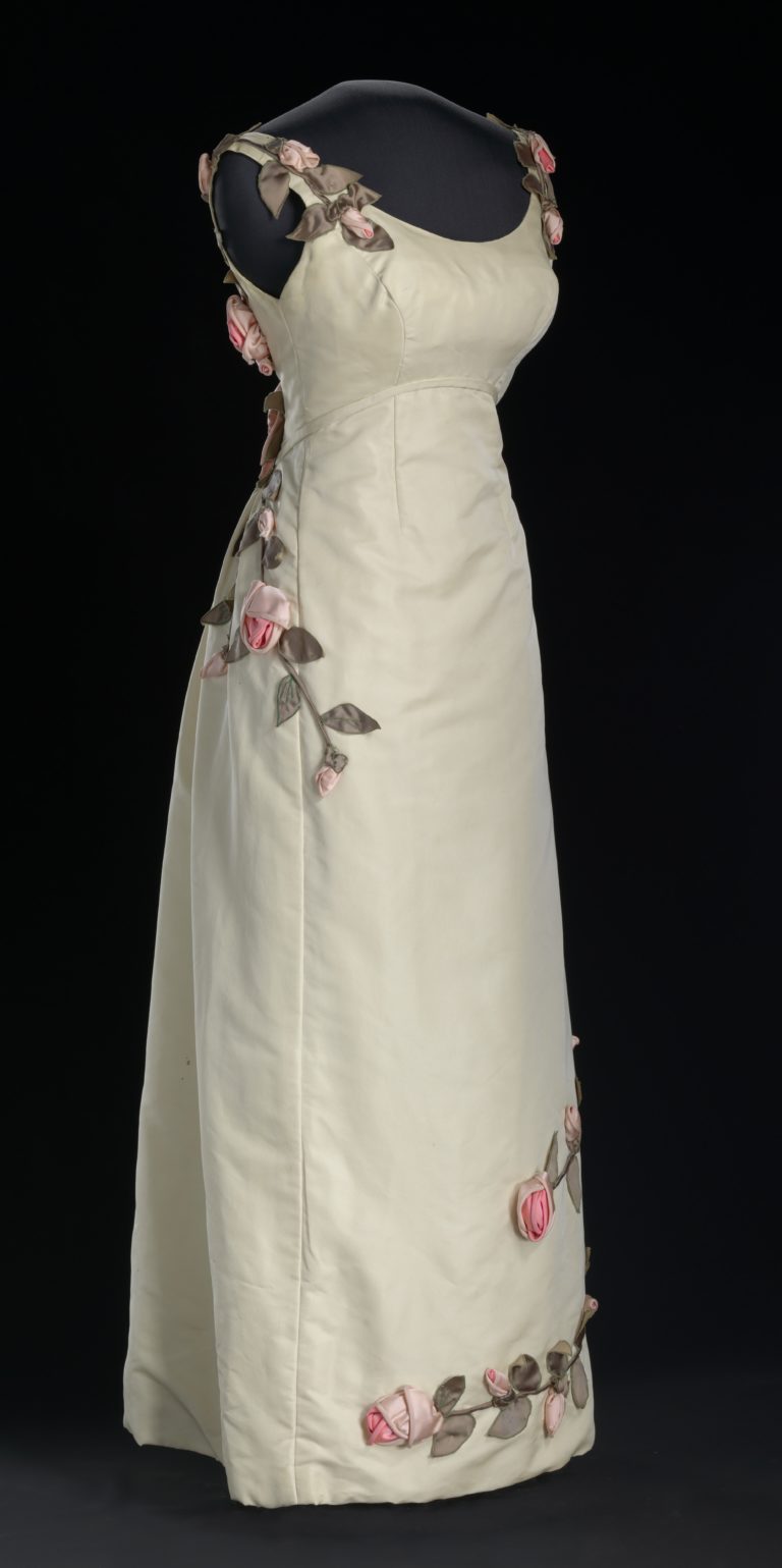 1966-1967 – Ann Lowe, American Beauty Dress | Fashion History Timeline